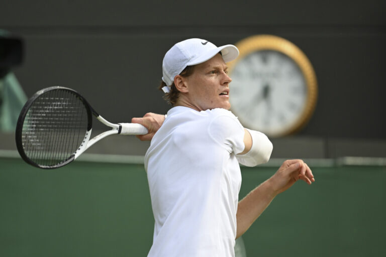 Sinner: "Il futuro dopo il tennis? Mi piacerebbe diventare un pilota ...