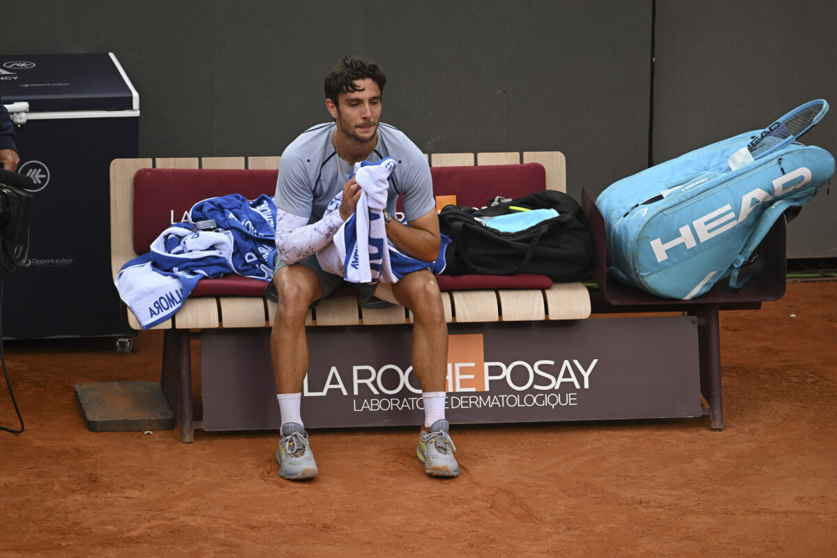 Lorenzo Musetti rinuncia anche a Wimbledon: Berrettini entra in ...